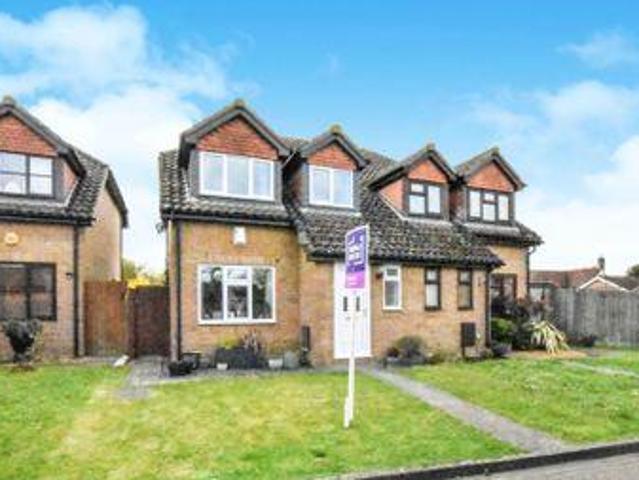3 Bedrooms Semi detached house for sale in Burrsholt, Cople, Bedford MK44