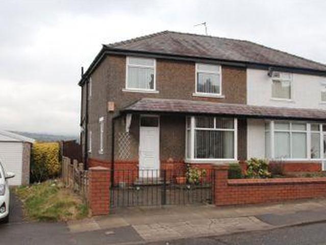 3 Bedrooms Semi detached house for sale in Bury New Road, Heywood, Greater Manchester OL10