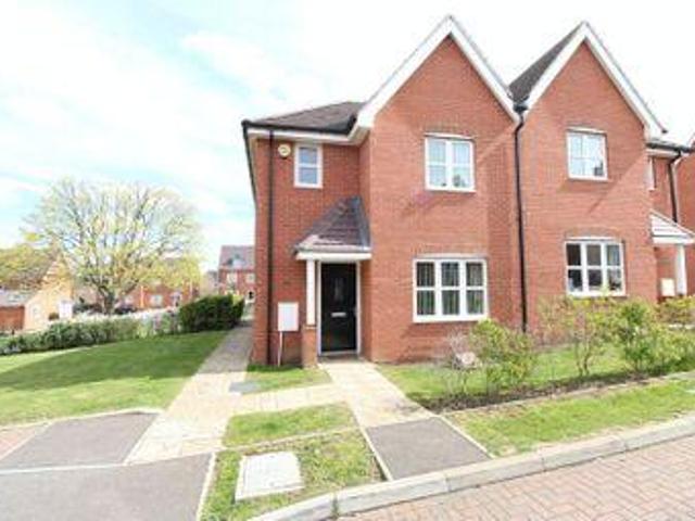 3 Bedrooms Semi detached house for sale in Bushfield Court, New Cardington MK42