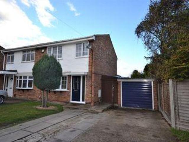 3 Bedrooms Semi detached house for sale in Byron Road, Royston SG8