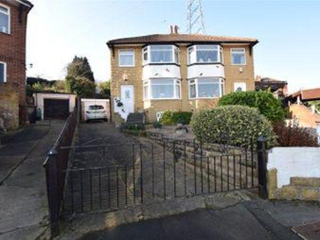 3 Bedrooms Semi detached house for sale in Gotts Park View, Leeds, West Yorkshire LS12