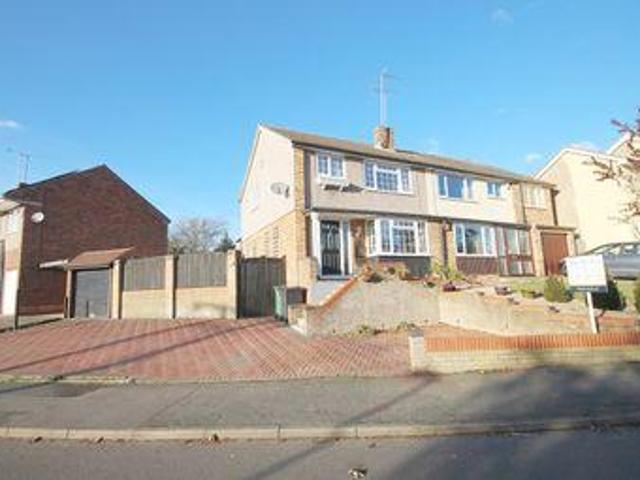 3 Bedrooms Semi detached house for sale in Godlings Way, Braintree CM7