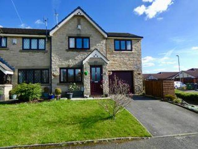 3 Bedrooms Semi detached house for sale in Goodacre, Hyde SK14