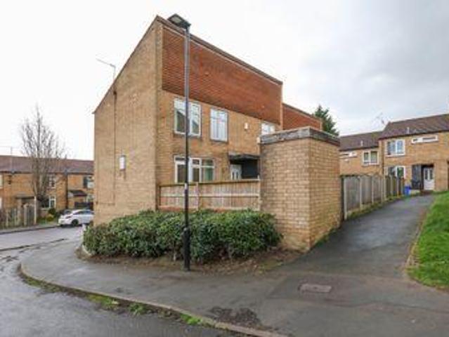 3 Bedrooms Semi detached house for sale in Garland Way, Westfield, Sheffield S20