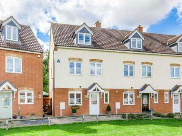 3 Bedrooms Semi detached house for sale in Garwood Crescent, Grange Farm, Milton Keynes MK8