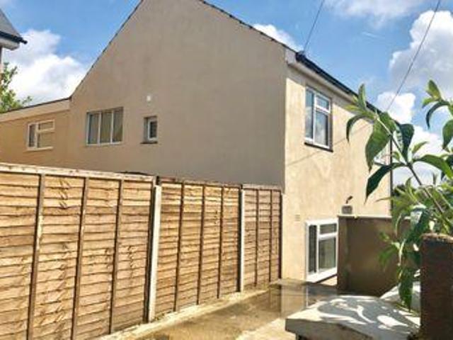 3 Bedrooms Semi detached house for sale in Gillingham Road, Gillingham ME7