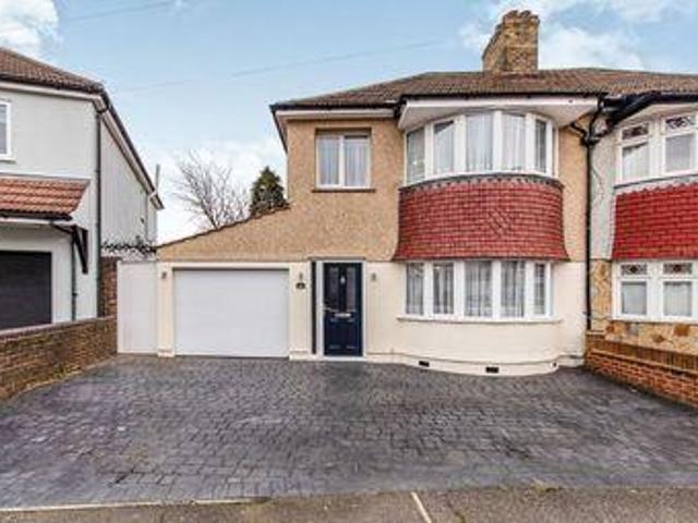 3 Bedrooms Semi detached house for sale in Gipsy Road, Welling DA16
