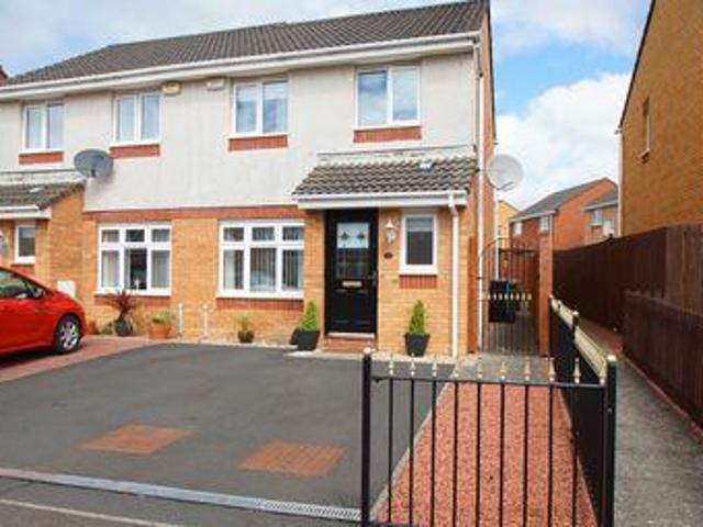 3 Bedrooms Semi detached house for sale in Glenkinchie Road, Kilmarnock KA3