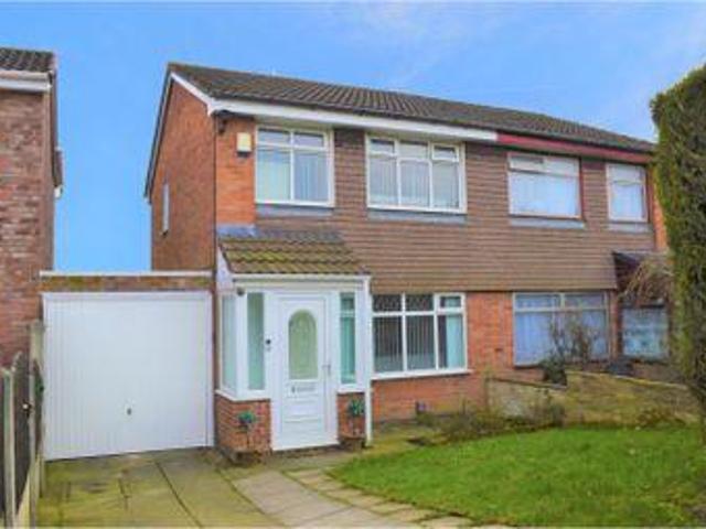 3 Bedrooms Semi detached house for sale in Glenwood Drive, Middleton M24
