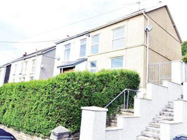 3 Bedrooms Semi detached house for sale in Graig Road, Godrergraig, Swansea SA9