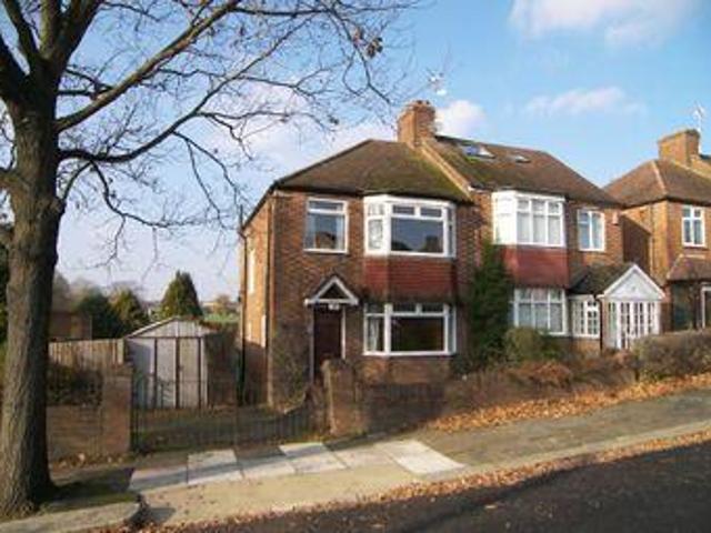 3 Bedrooms Semi detached house for sale in Grasvenor Avenue, Barnet EN5