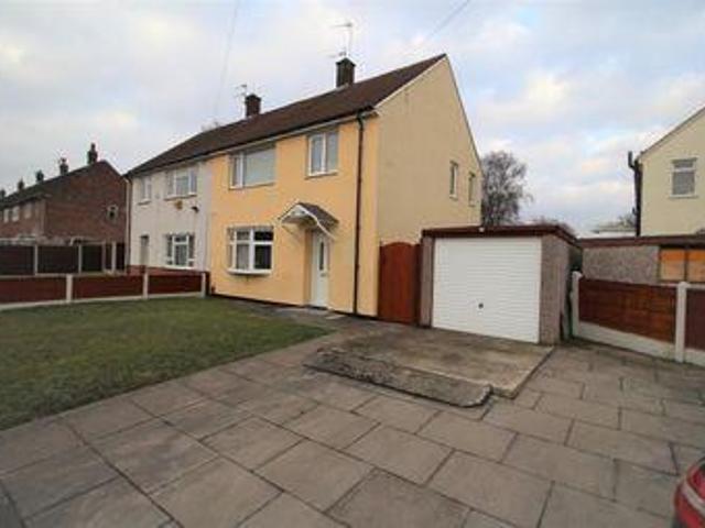 3 Bedrooms Semi detached house for sale in Greenham Road, Manchester M23
