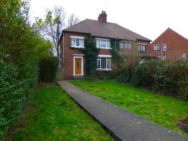 3 Bedrooms Semi detached house for sale in Greenside Lane, Hoyland, Barnsley S74