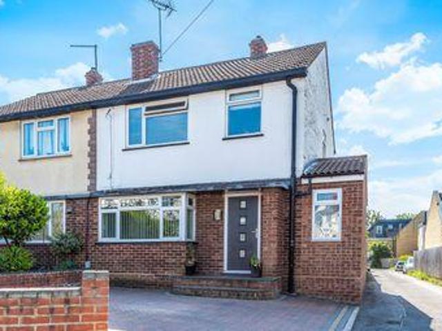 3 Bedrooms Semi detached house for sale in Grove Road, Hitchin SG4