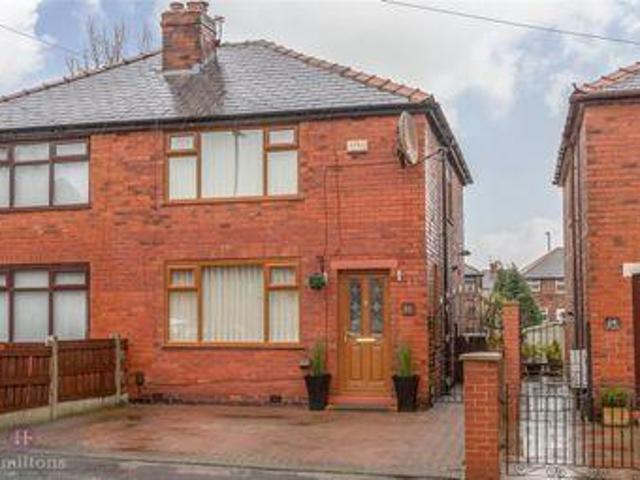 3 Bedrooms Semi detached house for sale in Douglas Road, Leigh WN7