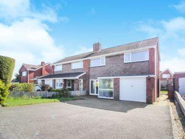 3 Bedrooms Semi detached house for sale in Dovey Close, Deeside CH5