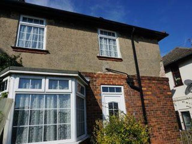 3 Bedrooms Semi detached house for sale in Doncaster Lane, Woodlands, Doncaster DN6