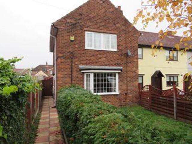 3 Bedrooms Semi detached house for sale in Doncaster Road, Armthorpe, Doncaster DN3
