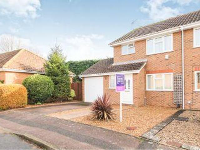 3 Bedrooms Semi detached house for sale in David Bull Way, Milton, Cambridge CB24
