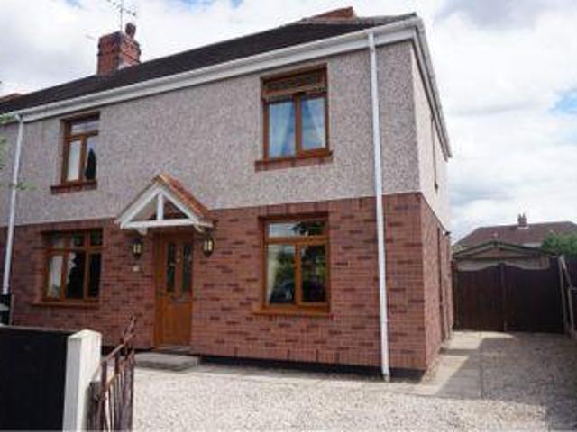 3 Bedrooms Semi detached house for sale in Daw Lane, Doncaster DN5
