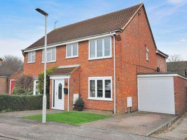 3 Bedrooms Semi detached house for sale in Dalton Gardens, Bishop´s Stortford CM23