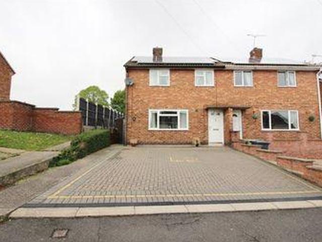 3 Bedrooms Semi detached house for sale in Darcy Road, Eckington, Sheffield S21