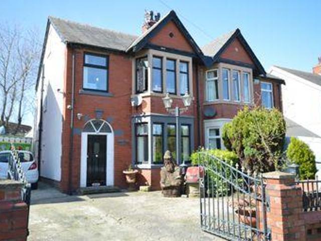 3 Bedrooms Semi detached house for sale in Devonshire Road, Blackpool FY3