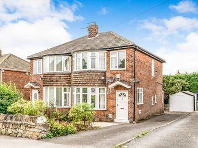 3 Bedrooms Semi detached house for sale in Dewsbury Road, Tingley, Wakefield WF3
