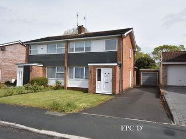 3 Bedrooms Semi detached house for sale in Dean Avenue, Thornbury, Bristol BS35