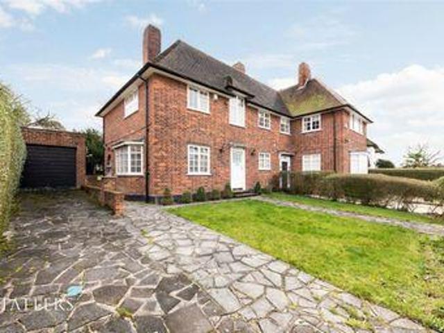 3 Bedrooms Semi detached house for sale in Deansway, East Finchley, London N2