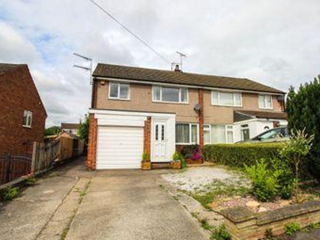 3 Bedrooms Semi detached house for sale in Deerlands Road, Wingerworth, Chesterfield S42