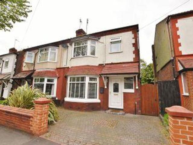 3 Bedrooms Semi detached house for sale in Delamere Avenue, Salford M6