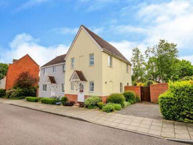 3 Bedrooms Semi detached house for sale in Denton Crescent, Black Notley, Braintree CM77