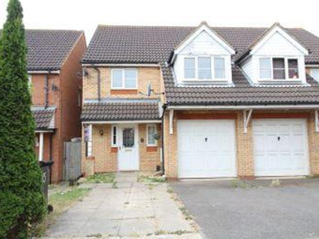 3 Bedrooms Semi detached house for sale in Dunraven Avenue, Luton LU1