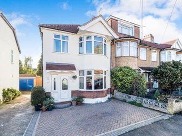 3 Bedrooms Semi detached house for sale in Durham Avenue, Woodford Green IG8
