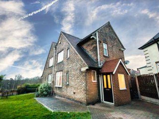 3 Bedrooms Semi detached house for sale in Emerson Drive, Sheffield S5