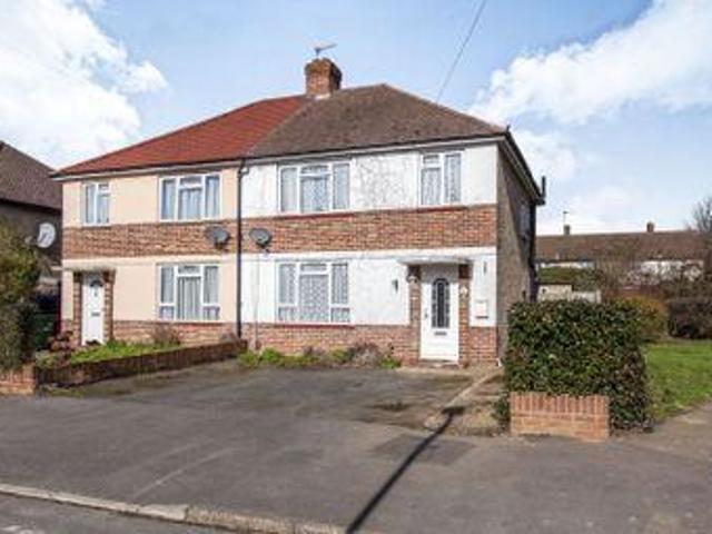 3 Bedrooms Semi detached house for sale in Ennerdale Crescent, Slough SL1