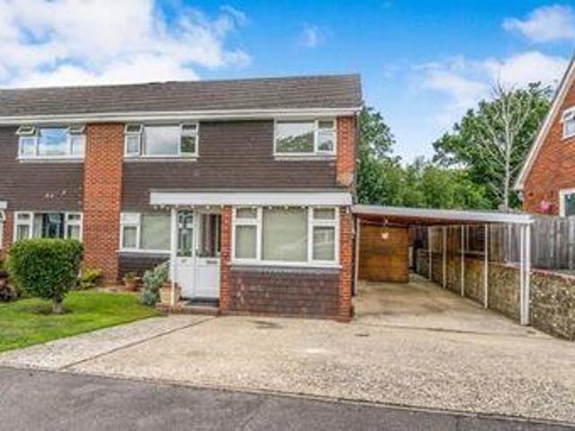 3 Bedrooms Semi detached house for sale in Easebourne, Midhurst, West Sussex GU29