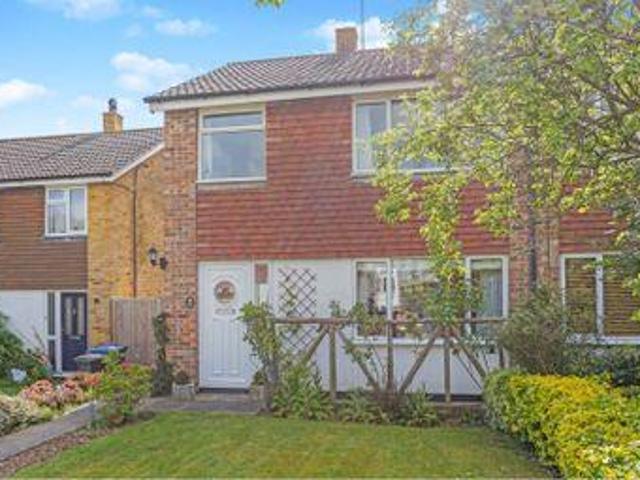 3 Bedrooms Semi detached house for sale in East View Fields, Lewes BN7