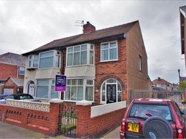 3 Bedrooms Semi detached house for sale in Eastbourne Road, Blackpool FY4