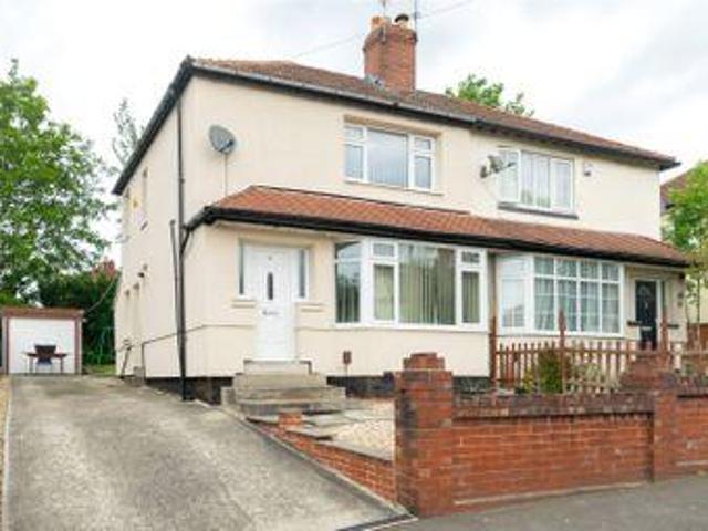 3 Bedrooms Semi detached house for sale in Easterly Crescent, Leeds, West Yorkshire LS8