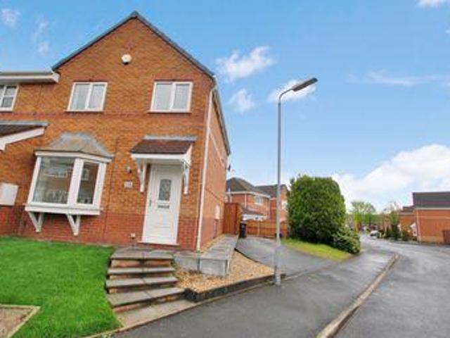 3 Bedrooms Semi detached house for sale in Edenbridge Drive, Radcliffe, Manchester M26