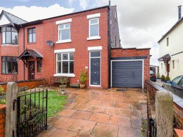 3 Bedrooms Semi detached house for sale in Edge Hall Road, Orrell, Wigan WN5
