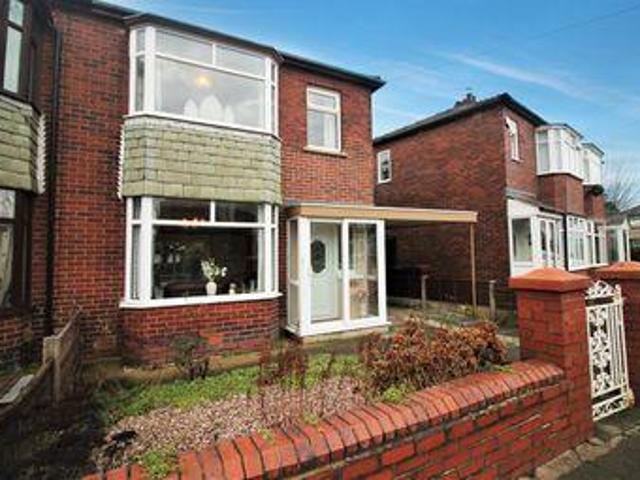 3 Bedrooms Semi detached house for sale in Edge Hill Road, Bolton BL3