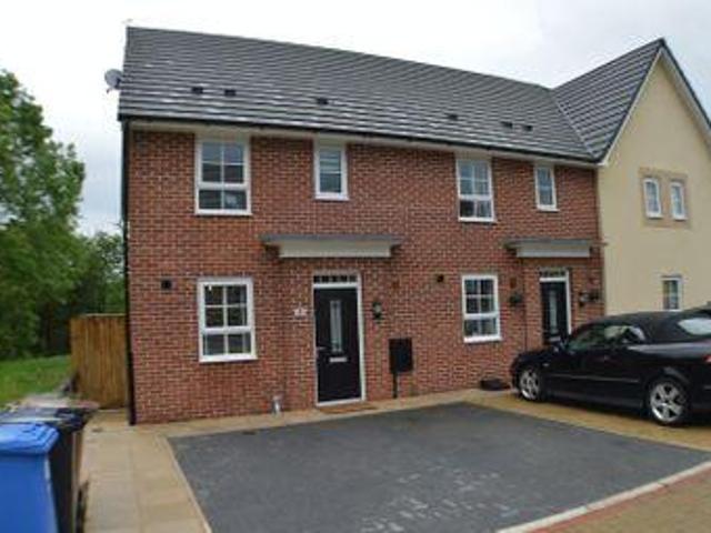 3 Bedrooms Semi detached house for sale in Elder Close, Hyde SK14