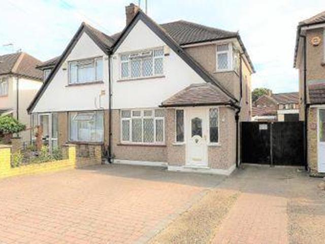 3 Bedrooms Semi detached house for sale in Elers Road, Hayes UB3