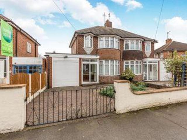 3 Bedrooms Semi detached house for sale in Elmay Road, Birmingham B26