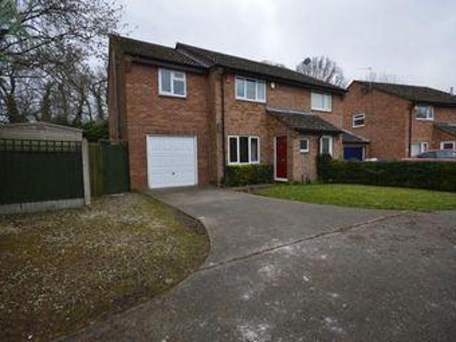 3 Bedrooms Semi detached house for sale in Forest Close, Shawbirch, Telford TF5