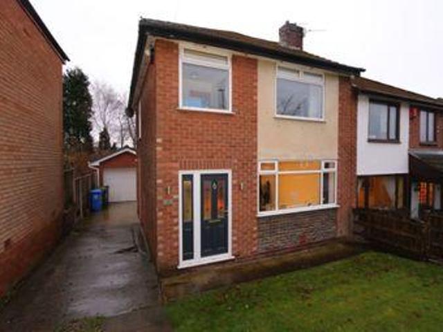 3 Bedrooms Semi detached house for sale in Fawley Avenue, Hyde SK14