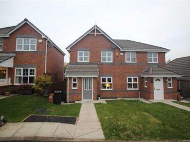3 Bedrooms Semi detached house for sale in Fairman Drive, Hindley, Wigan WN2